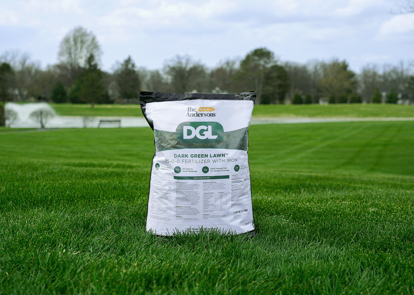 DGL Dark Green Lawn 25 0 0 Lawn Fertilizer The Andersons Home and Garden
